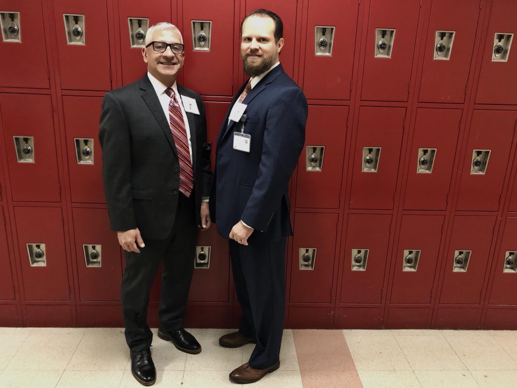 Avala Presents at Fontainebleau High Career Day - AVALA Avala Presents at Fontainebleau High Career Day - AVALA